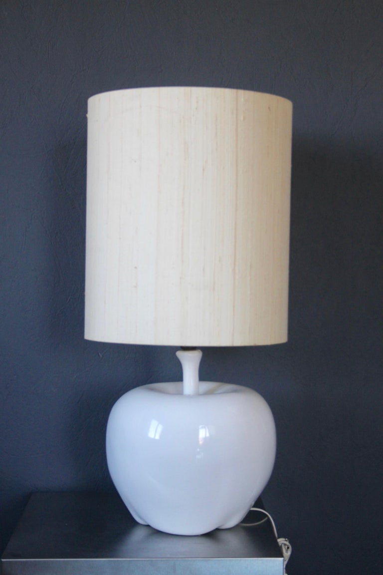 White Ceramic Apple Table Lamp For Sale at 1stDibs
