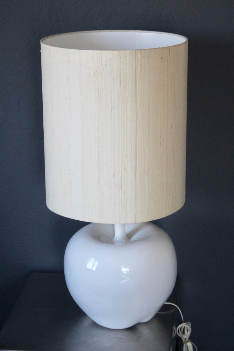 White Ceramic Apple Table Lamp For Sale at 1stDibs