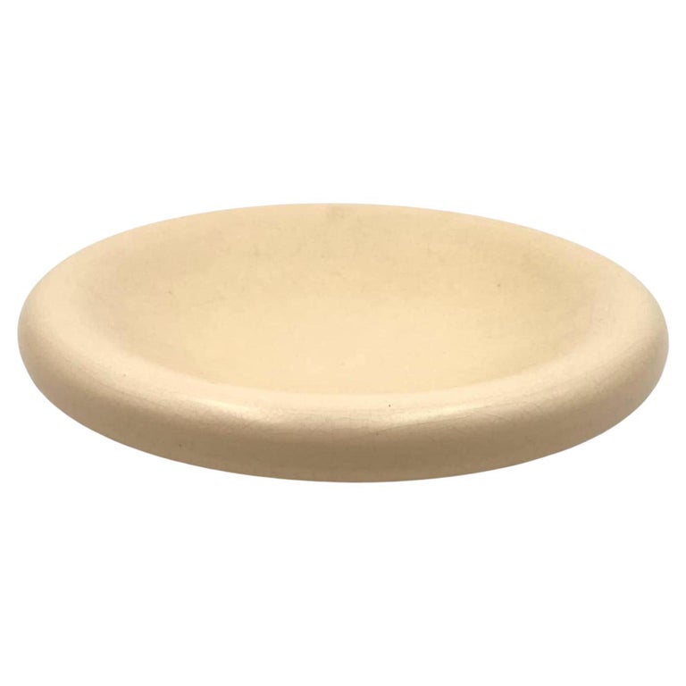 White Ceramic Ashtray / Vide Poche, France, 1970s For Sale at 1stDibs