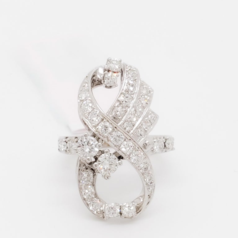 White Diamond Design Cocktail Ring in 14k White Gold For Sale at 1stDibs