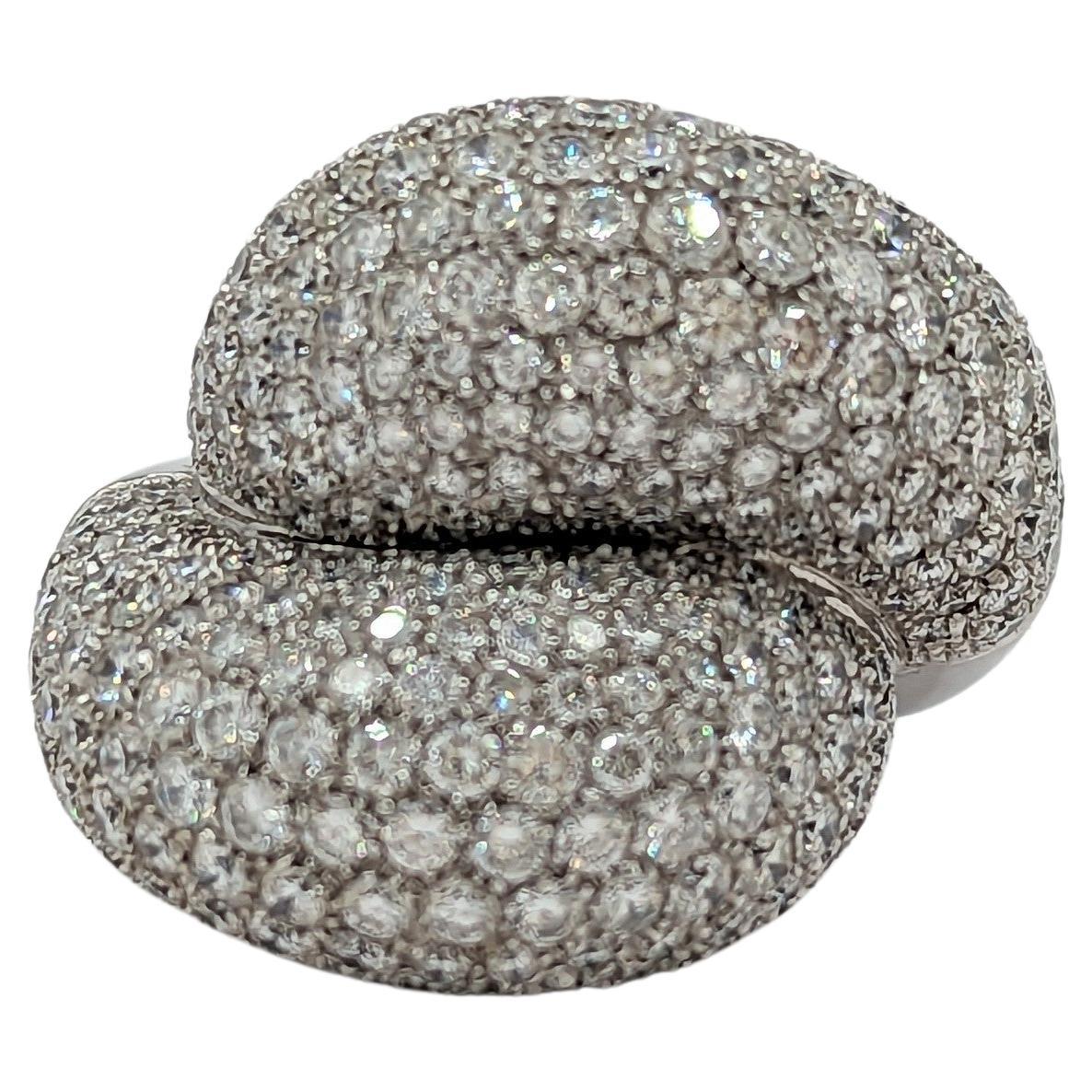 White Diamond Pave Ring in 18K White Gold For Sale at 1stDibs
