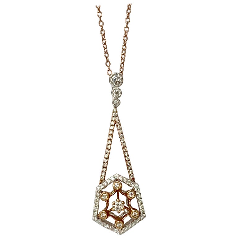 White Diamond Pendant Necklace in Rose Gold For Sale at 1stDibs