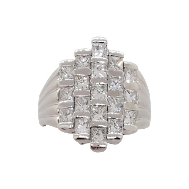 White Diamond Square Fashion Ring in Platinum For Sale at 1stDibs