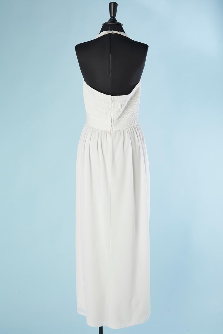 White evening backless dress with pearls behind the neck Torrente Robe ...