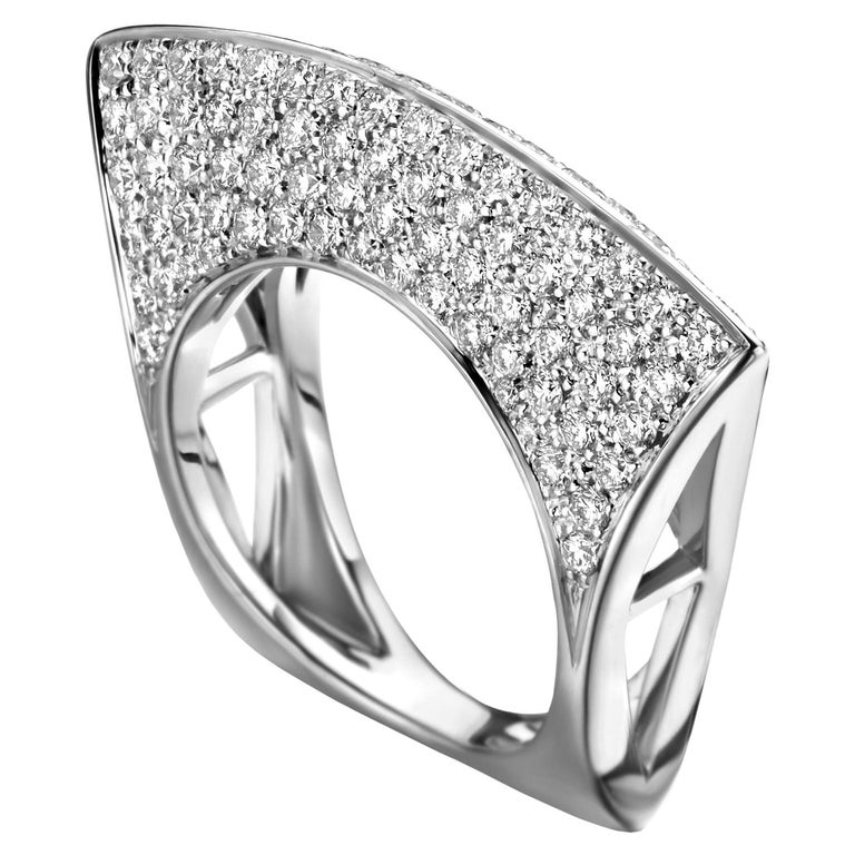 White Gold and White Diamond Lotus Ring For Sale at 1stDibs