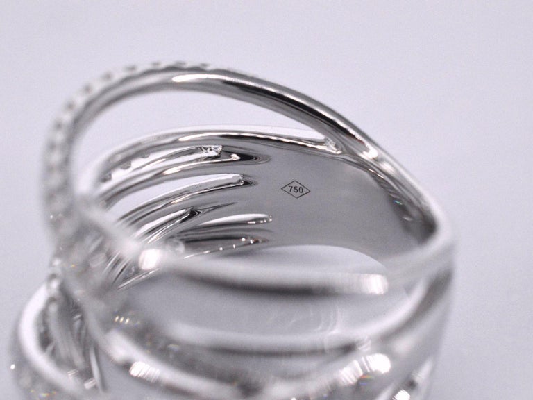 White Gold Design Ring with Diamonds For Sale at 1stDibs