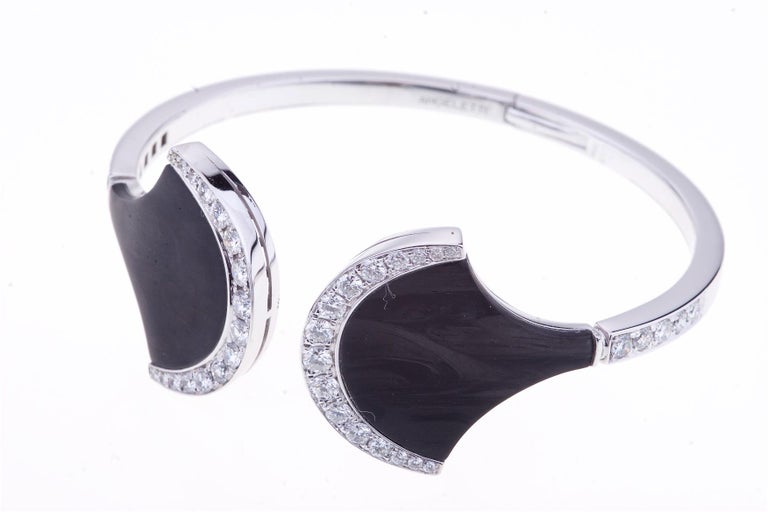 White Gold Diamonds and Black Carbon Fiber Bangle Bracelet For Sale at ...