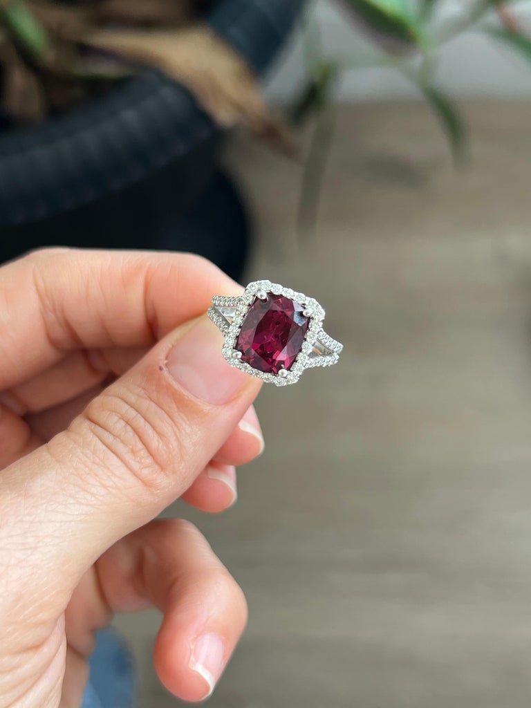 White Gold Rhodolite Garnet Ring For Sale at 1stDibs