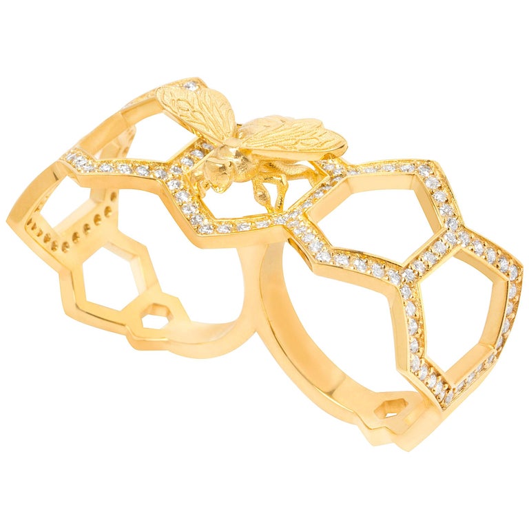 White Gold White Diamond Ring, Bee Ring For Sale at 1stdibs