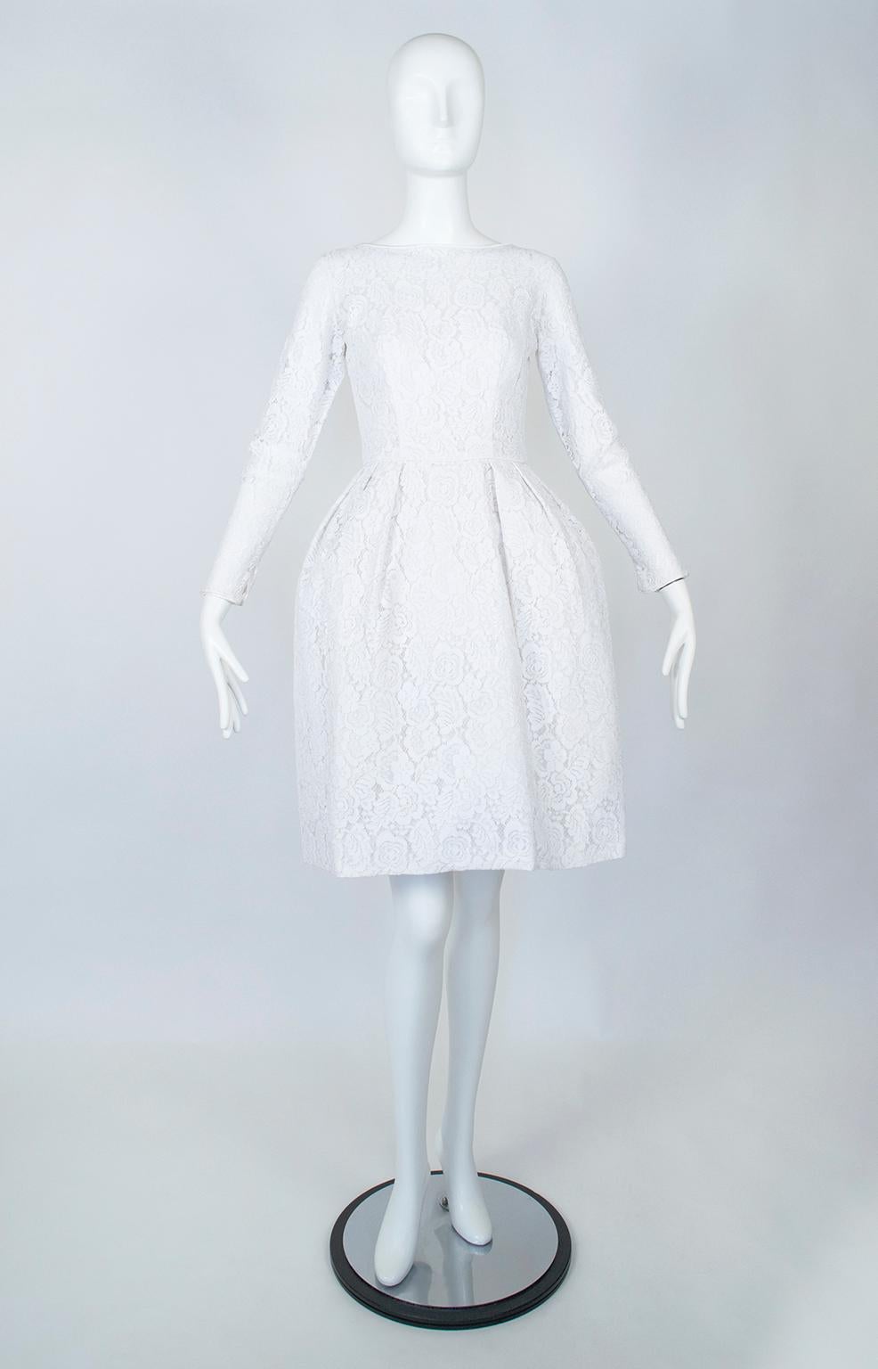 White Lace Knee-Length Hip Pannier Robe Française Wedding Dress – XS ...