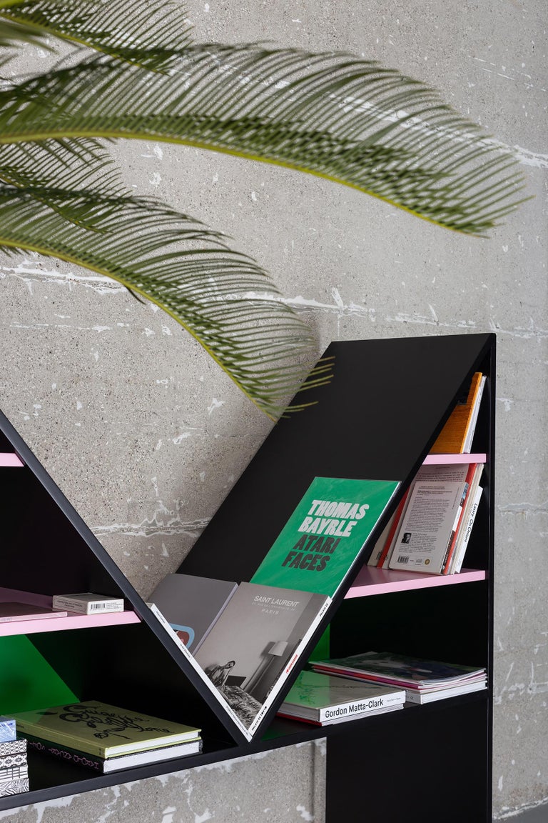 White Lacquered Wood Bikini Bookcase by Chapel Petrassi For Sale at 1stDibs