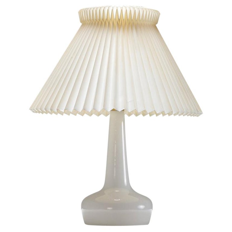 White Le Klint 311 Table Lamp, Denmark, 1960s For Sale at 1stDibs