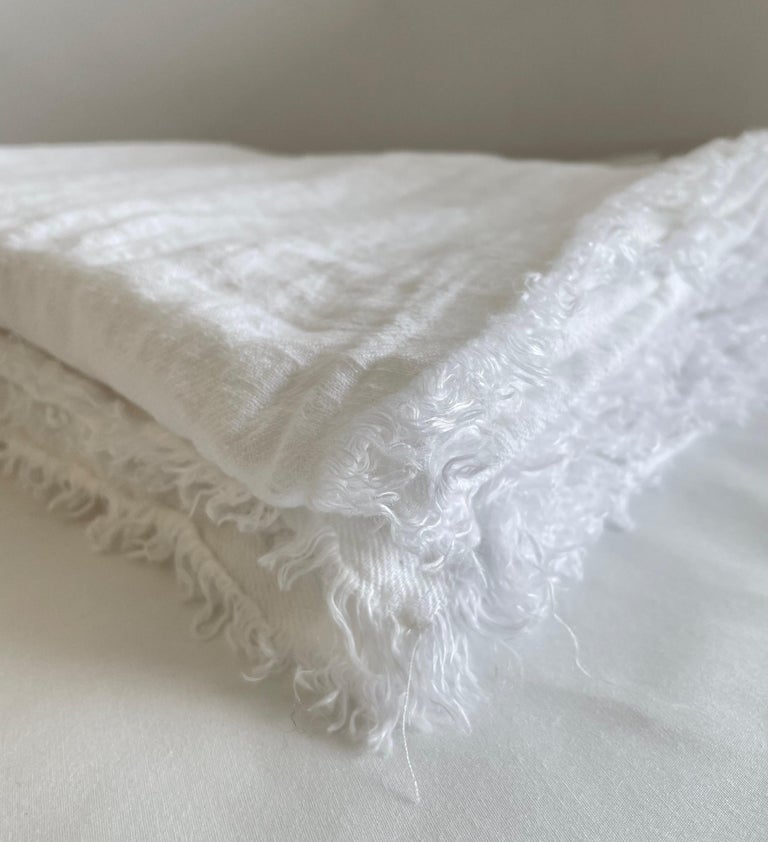 White Linen Throw with Decorative Frayed Edges For Sale at 1stDibs