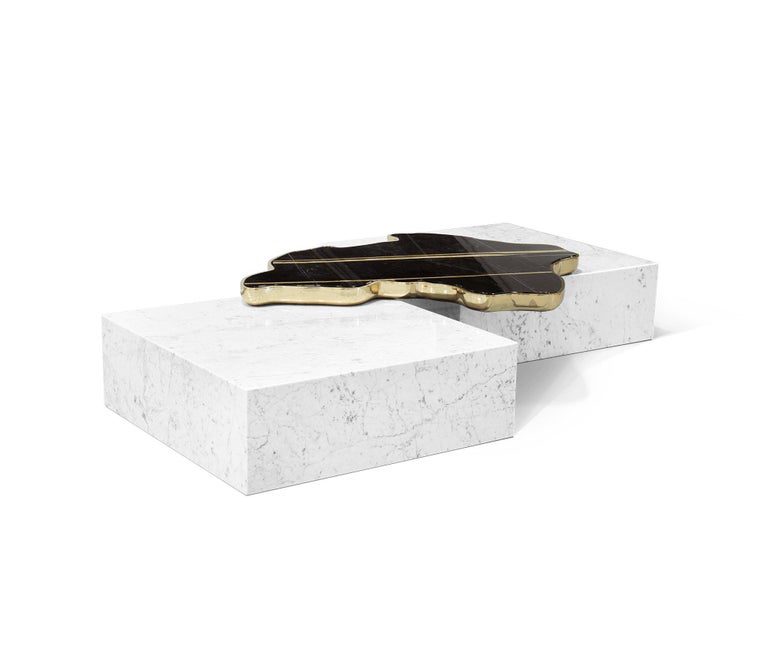 White Marble Center Table For Sale at 1stDibs
