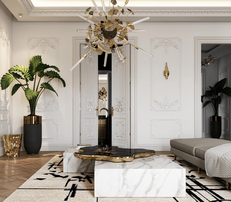 White Marble Center Table For Sale at 1stDibs