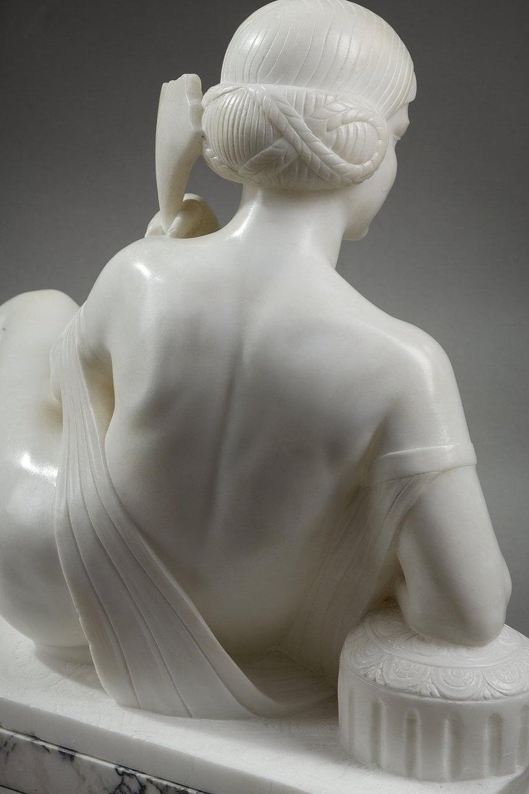 White marble Odalisque from the Art Deco period For Sale at 1stDibs