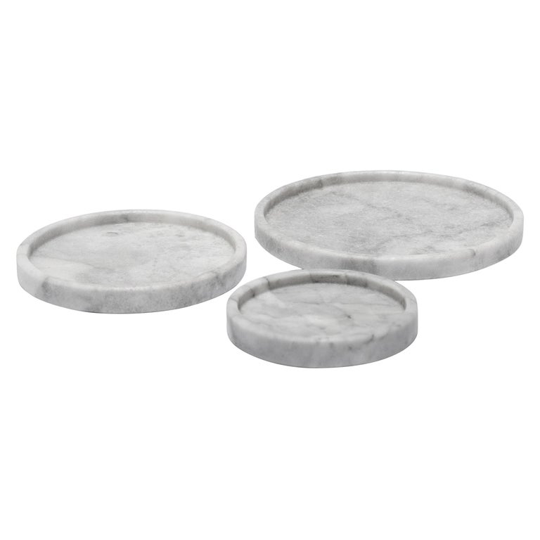 White Marble Plates Set at 1stDibs