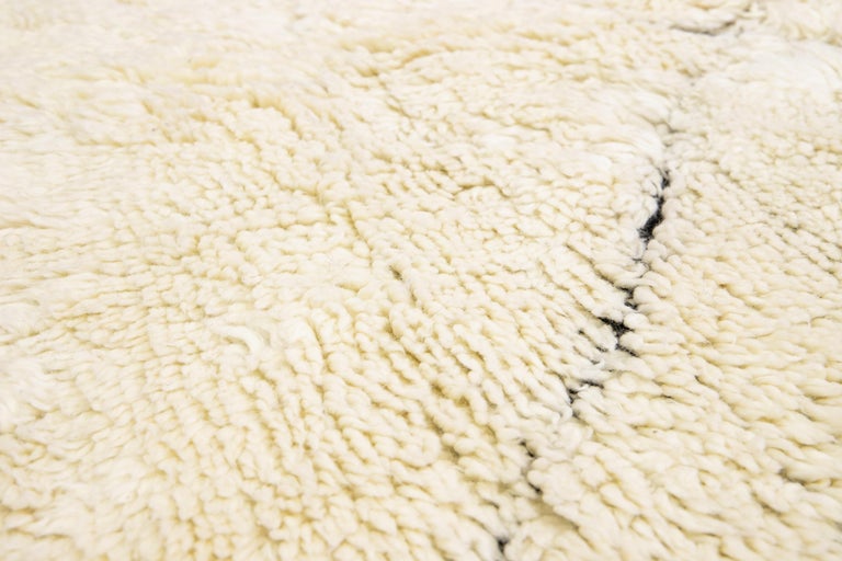 White Modern Moroccan Style Tribal Shag Wool Rug For Sale at 1stDibs