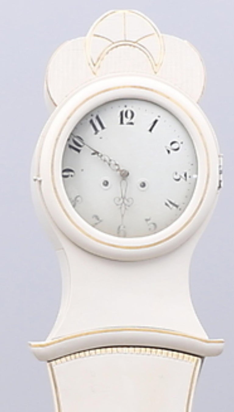 White Mora Clock Swedish Early 1800s Antique Fryksdall Crown Painted at ...