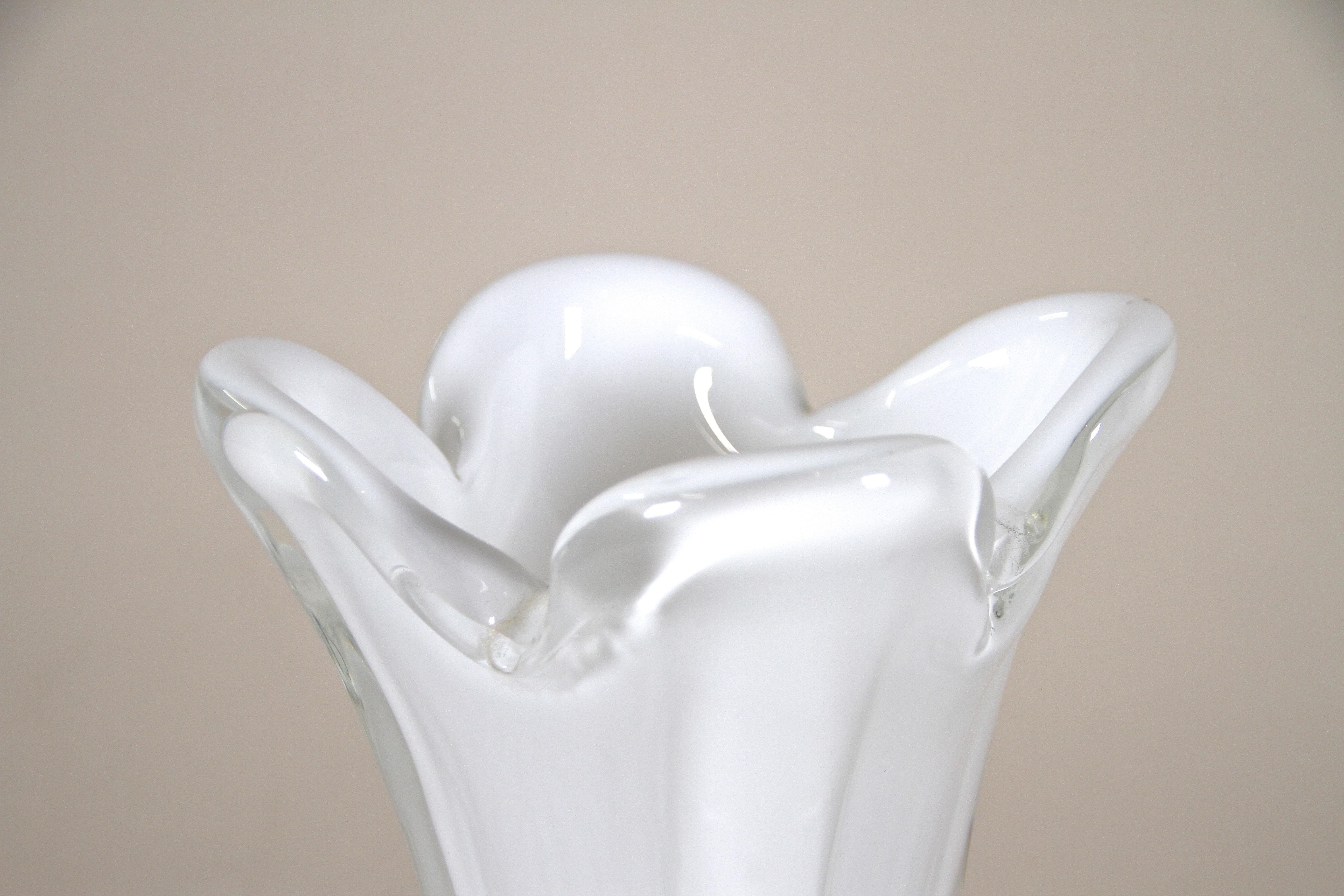 White Murano Glass Vase, Flashed Glass, Mid Century, Italy, circa 1960 ...