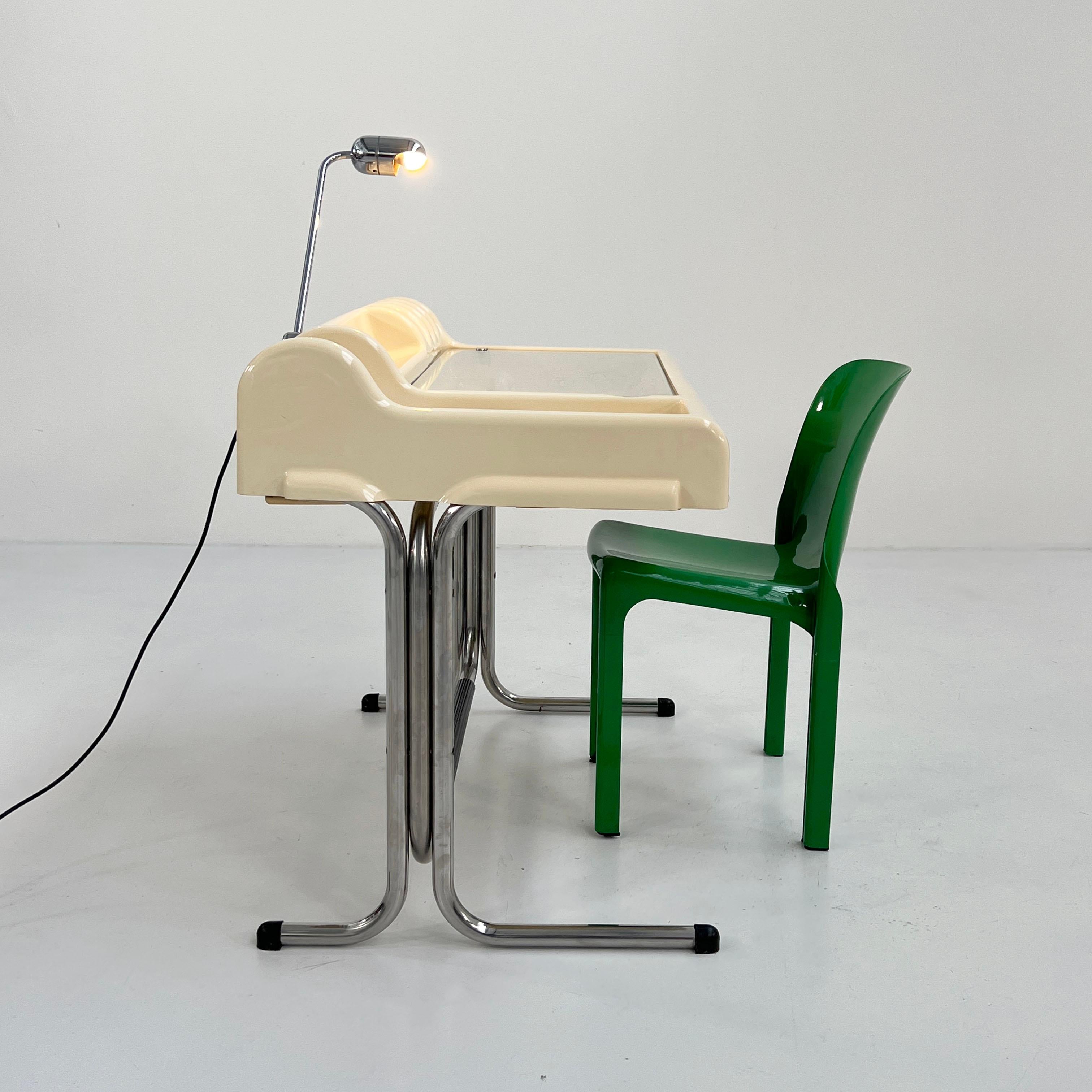 White Orix Desk by Vittorio Parigi and Nani Prina for Molteni, 1970s ...