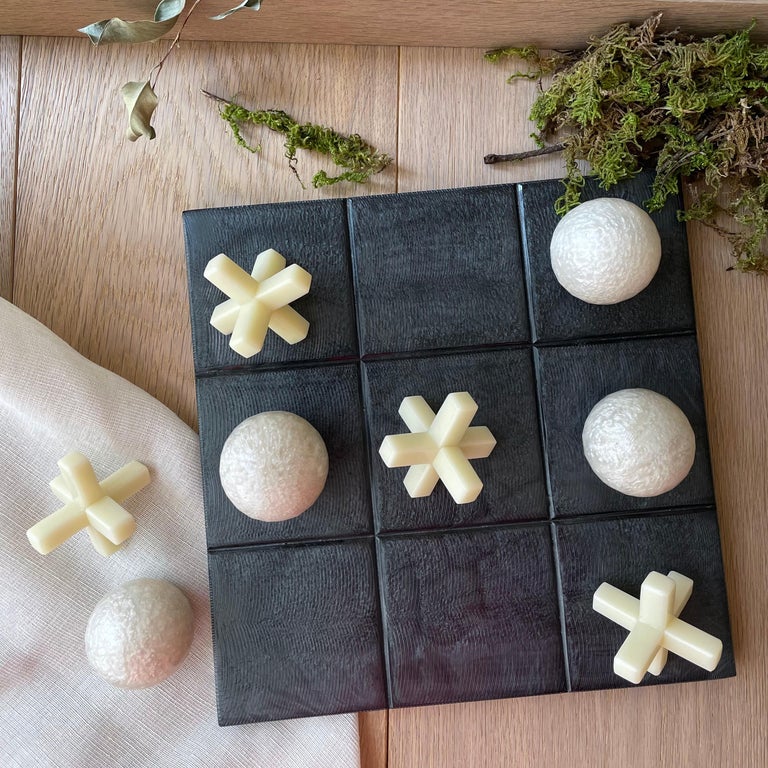 White Pearl Resin Tic Tac Toe by Paola Valle For Sale at 1stDibs