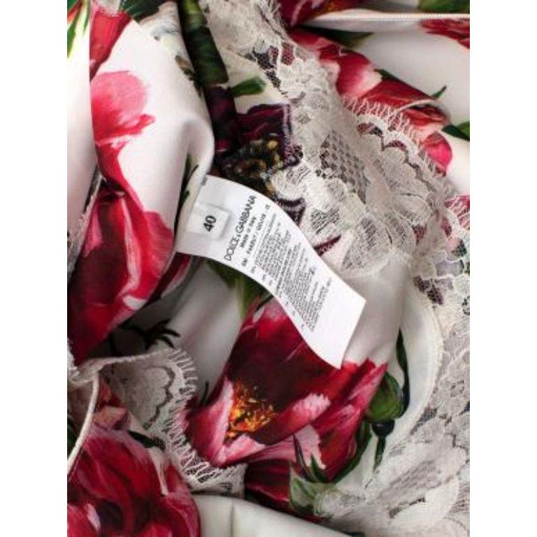 White rose printed damask mini skirt For Sale at 1stDibs