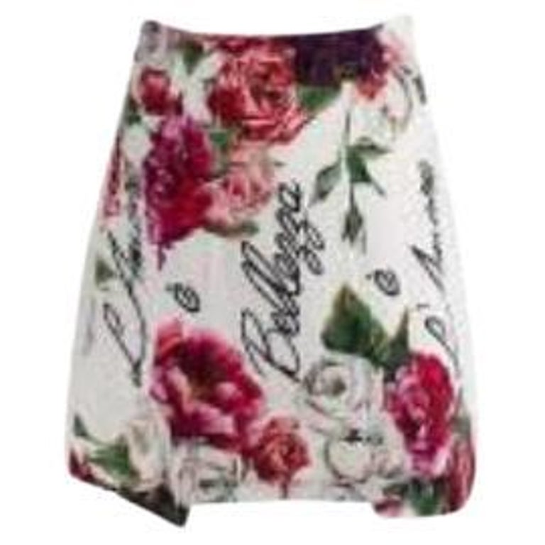 White rose printed damask mini skirt For Sale at 1stDibs
