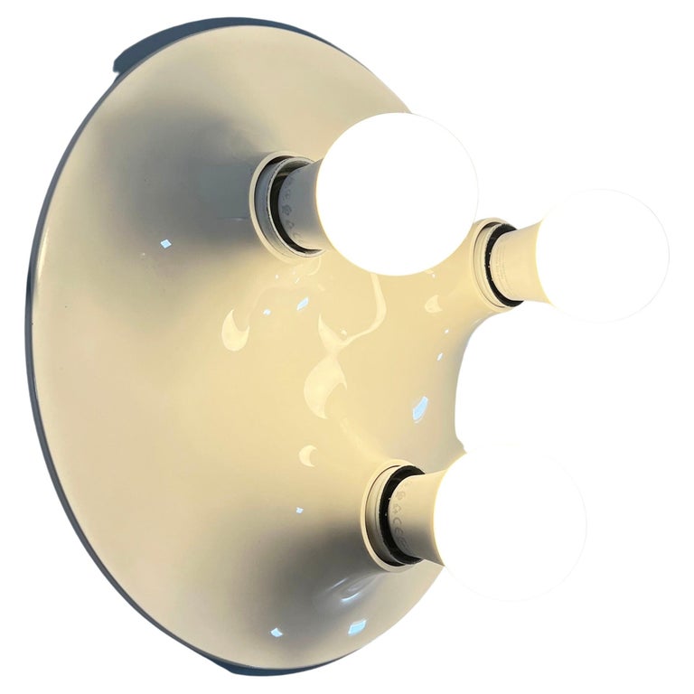 White Triteti Wall Light by Vico Magistretti for Artemide, 1960s For ...