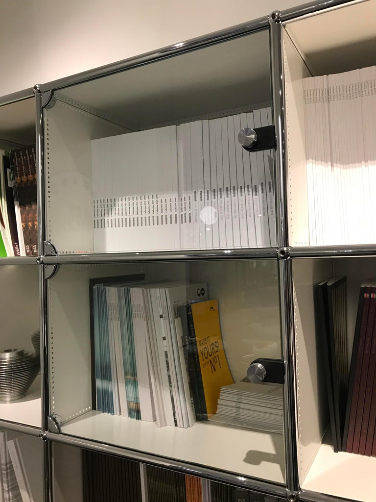 White USM Haller Shelf with Chrome Frame at 1stDibs | usm inos box