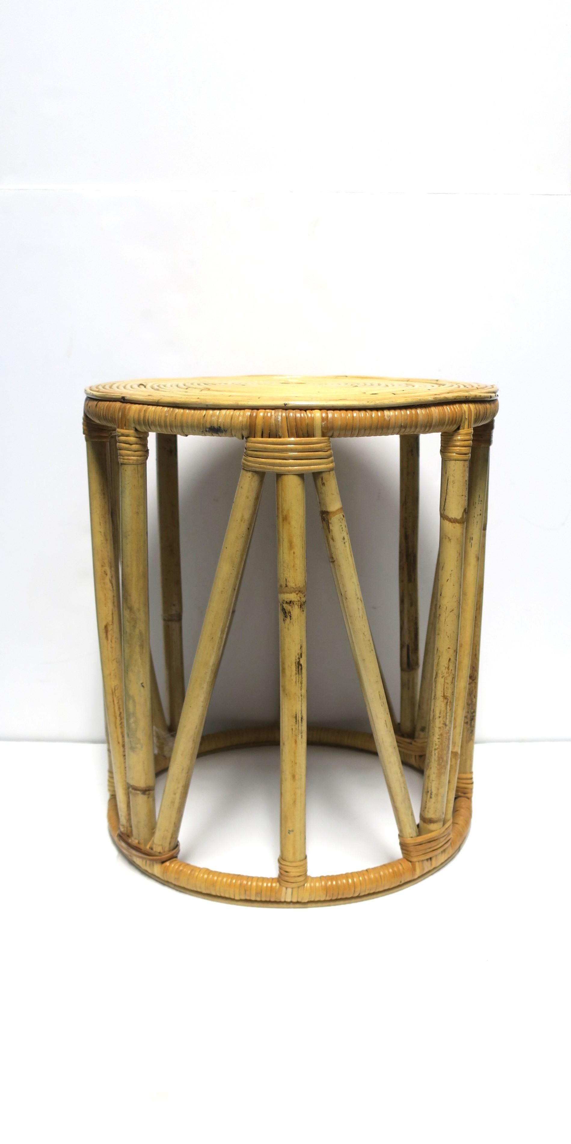 Wicker Bamboo Side Drinks Table or Stool For Sale at 1stDibs
