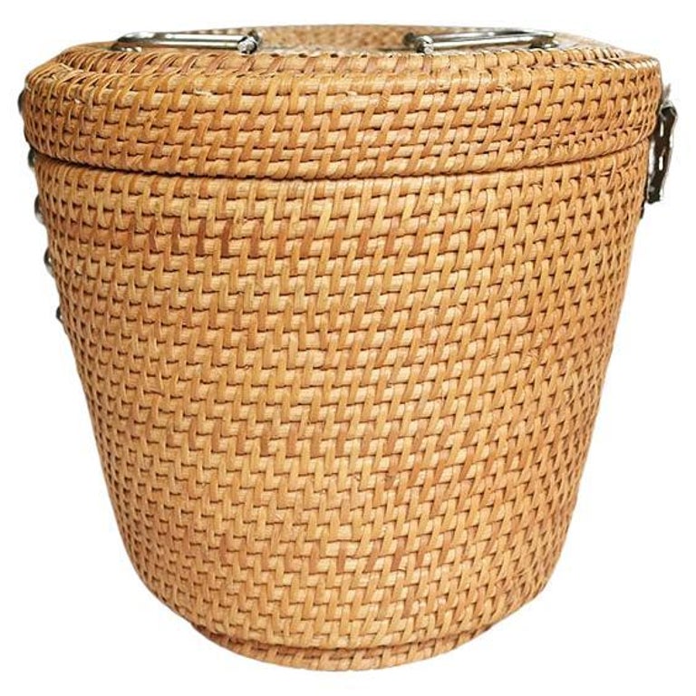 Korb für Fische oder Tee aus Korbgeflecht mit Griffen aus Korbgeflecht ...
