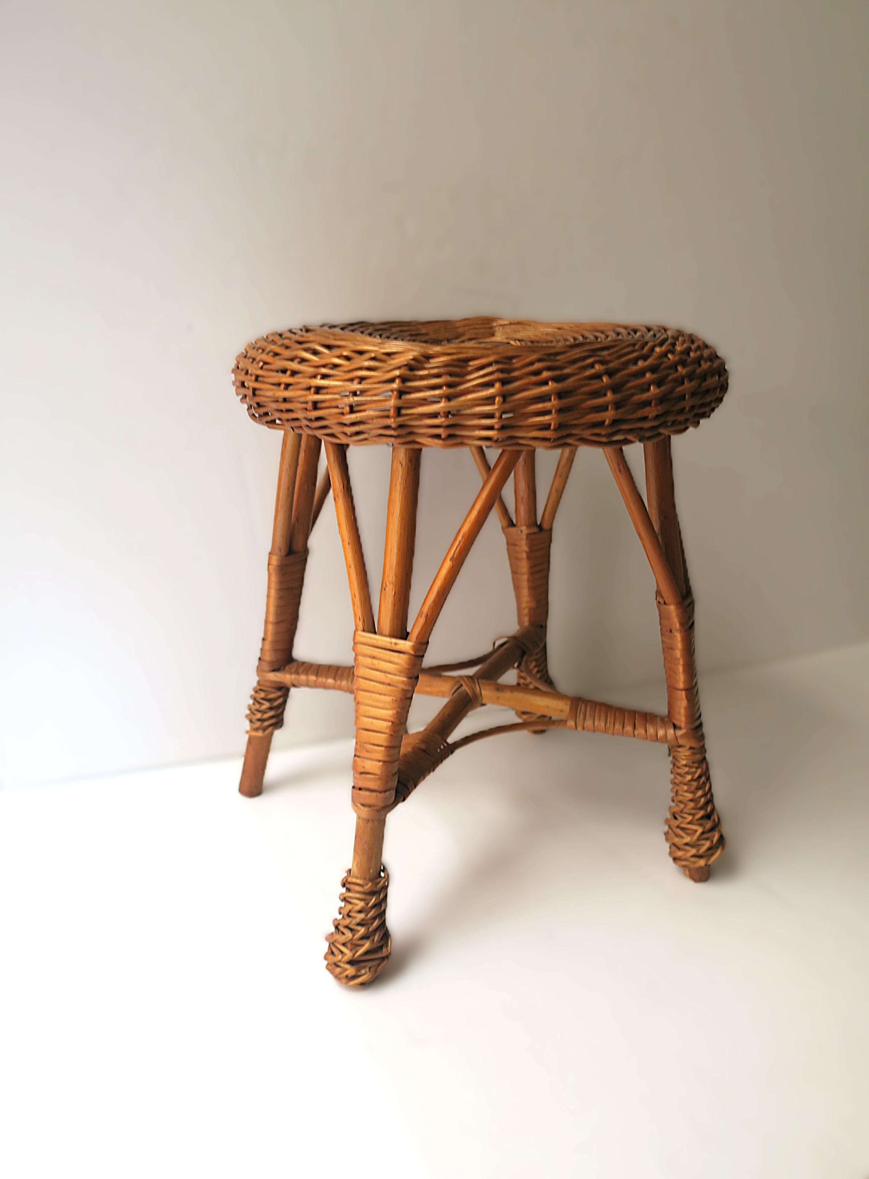 Wicker Stool For Sale at 1stDibs