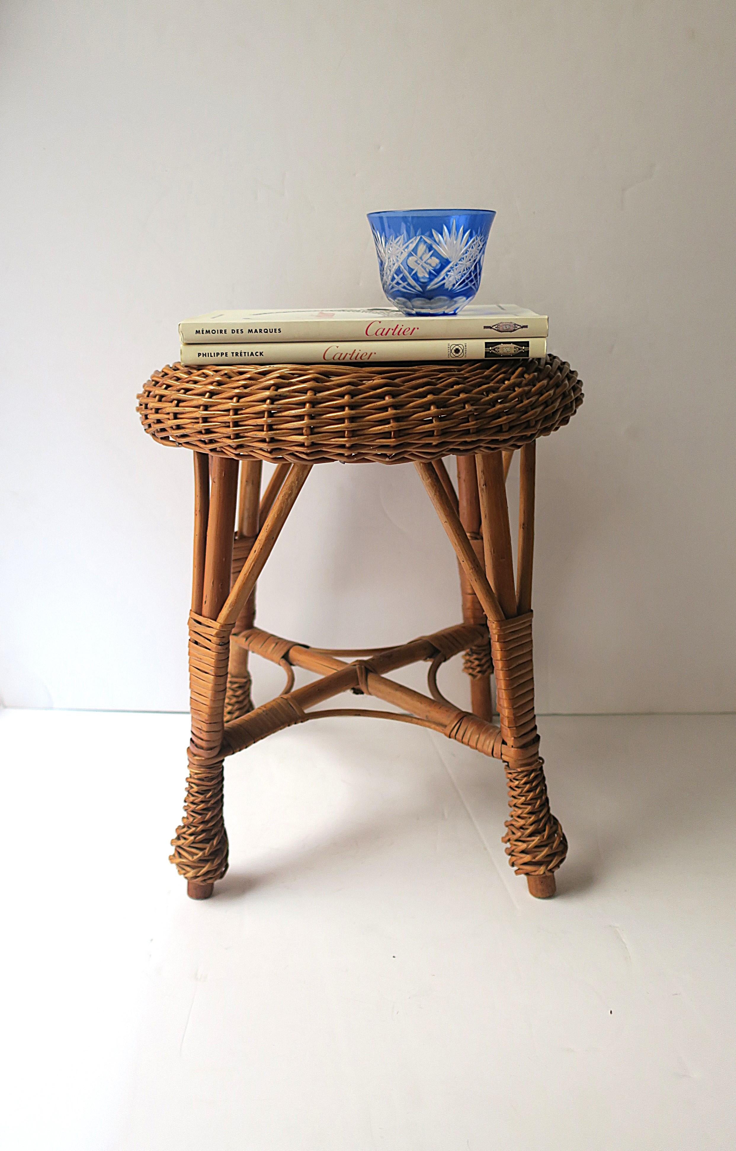 Wicker Stool For Sale at 1stDibs
