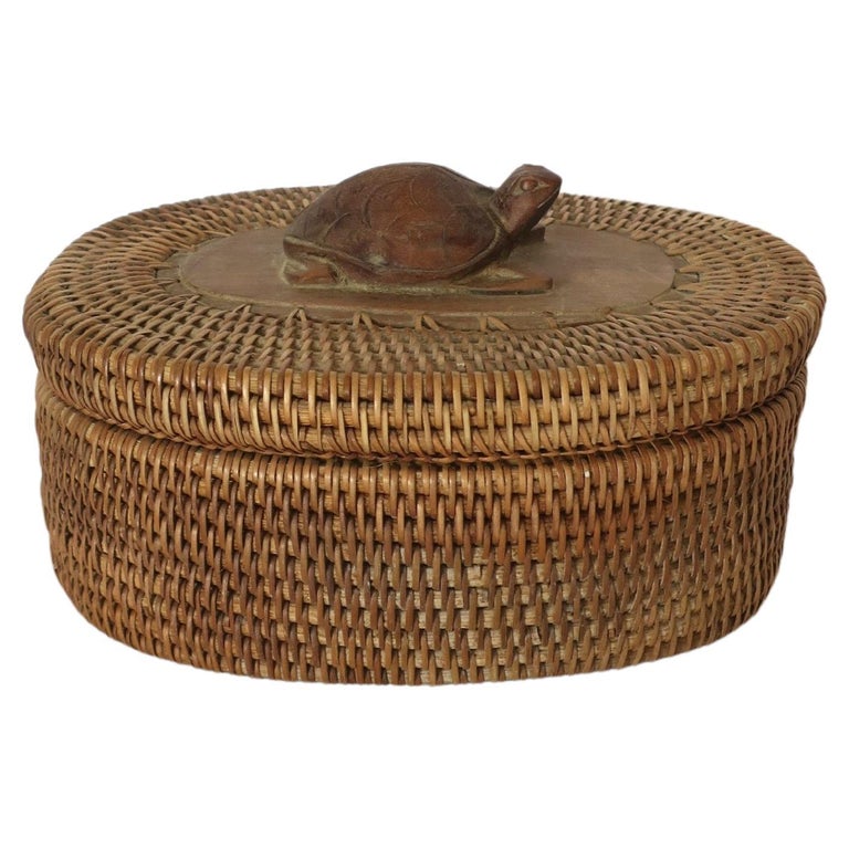 Wicker Storage Box with Wood Turtle Top For Sale at 1stDibs