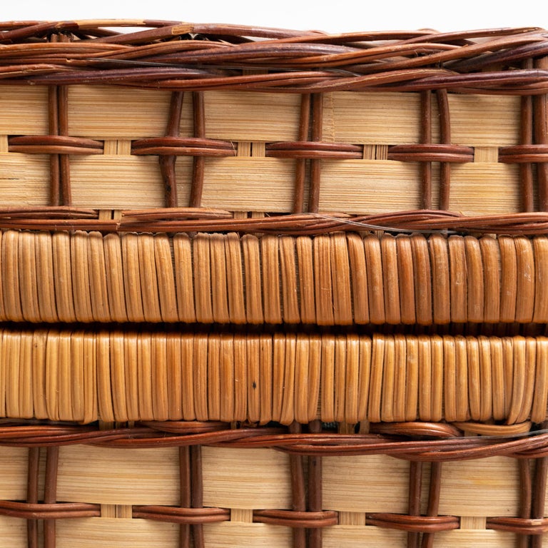 Wicker Vintage Case, circa 1940 For Sale at 1stDibs