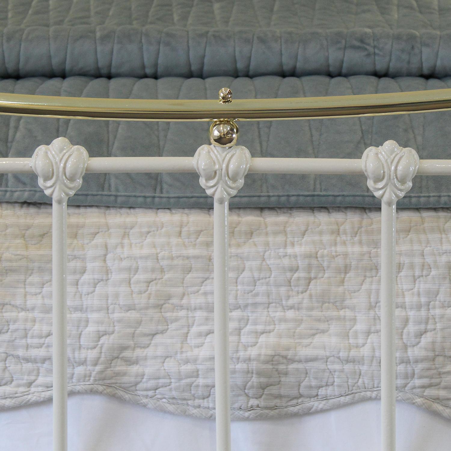 Wide Antique Bed in Cream MSK70 at 1stDibs