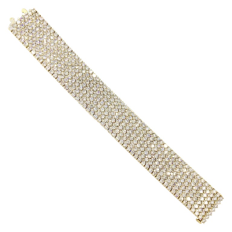 Wide Diamond Bracelet 37.50 Carat 18 Karat Yellow Gold For Sale at 1stDibs