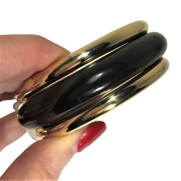 Wide Vintage 18k Yellow Gold and Black Jade Bombe Bangle Bracelet For ...