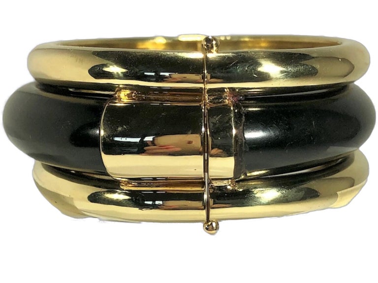 Wide Vintage 18k Yellow Gold and Black Jade Bombe Bangle Bracelet For ...