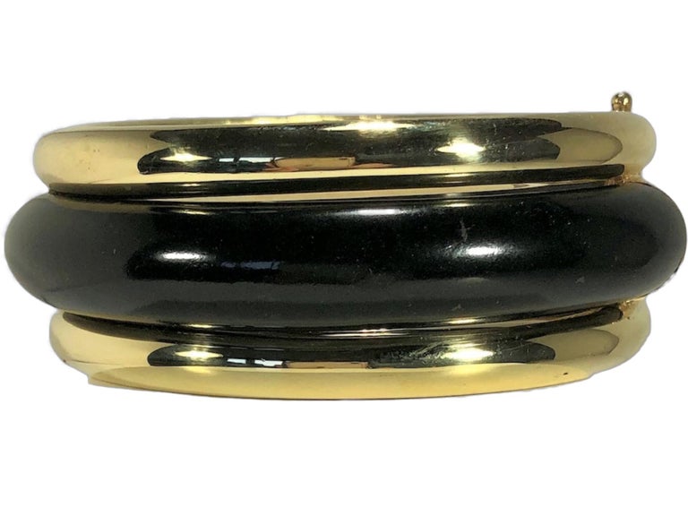 Wide Vintage 18k Yellow Gold and Black Jade Bombe Bangle Bracelet For ...