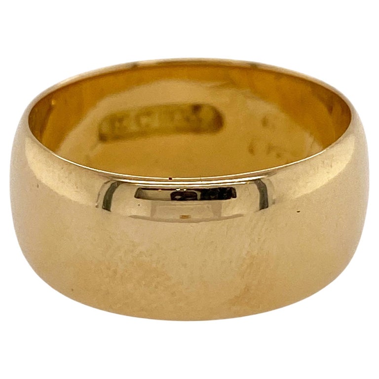 Wide Wedding Band in Plain 18K Yellow Gold For Sale at 1stDibs