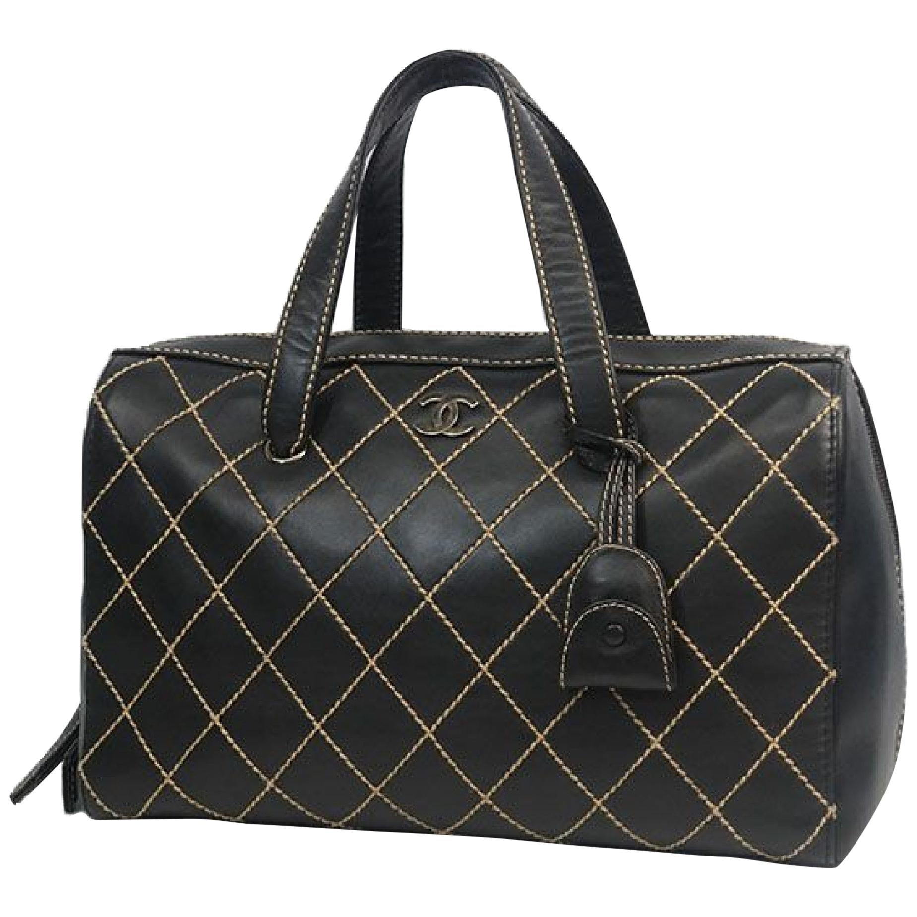 Early 2000s Handbags and Purses - 1,466 For Sale at 1stdibs