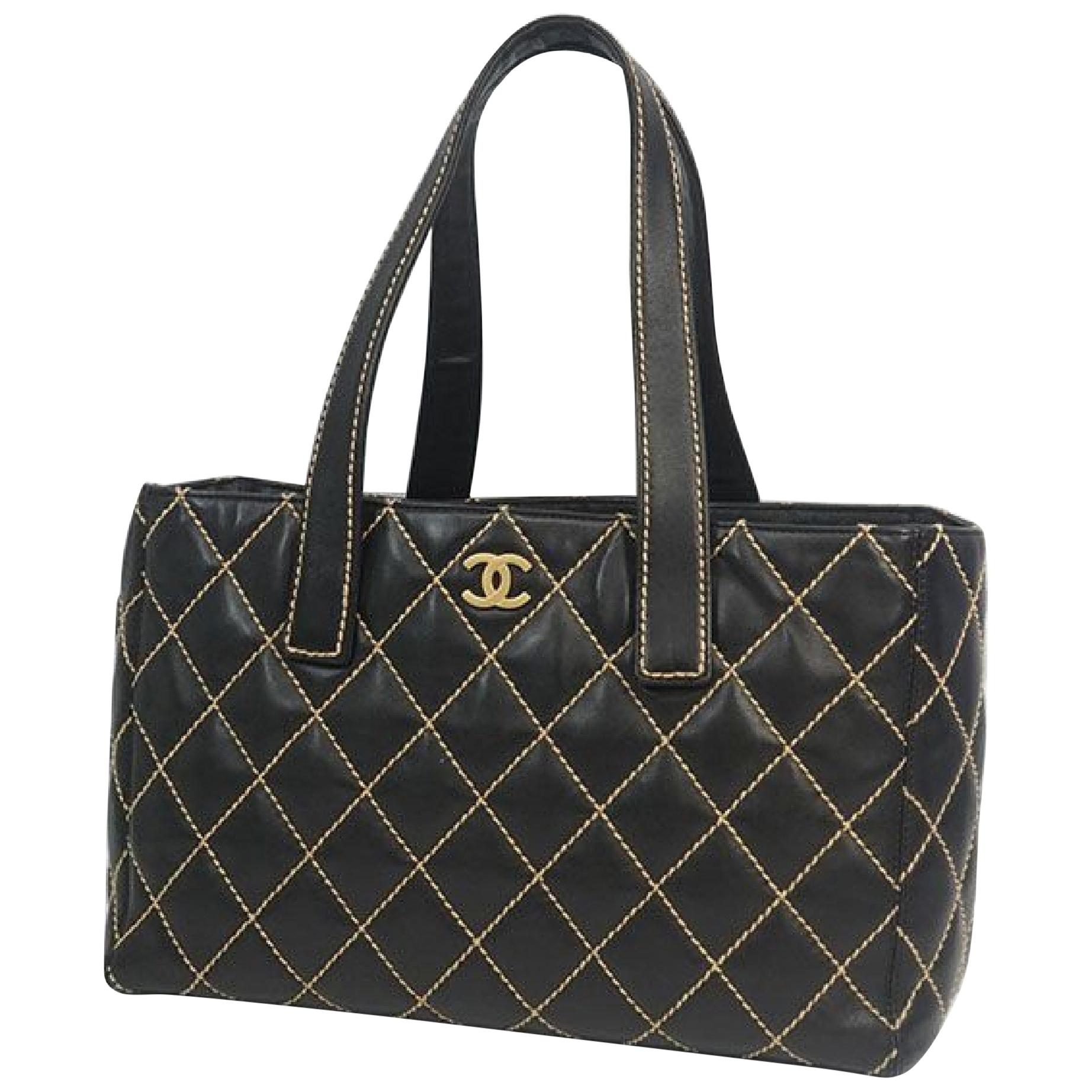 Early 2000s Handbags and Purses - 1,466 For Sale at 1stdibs