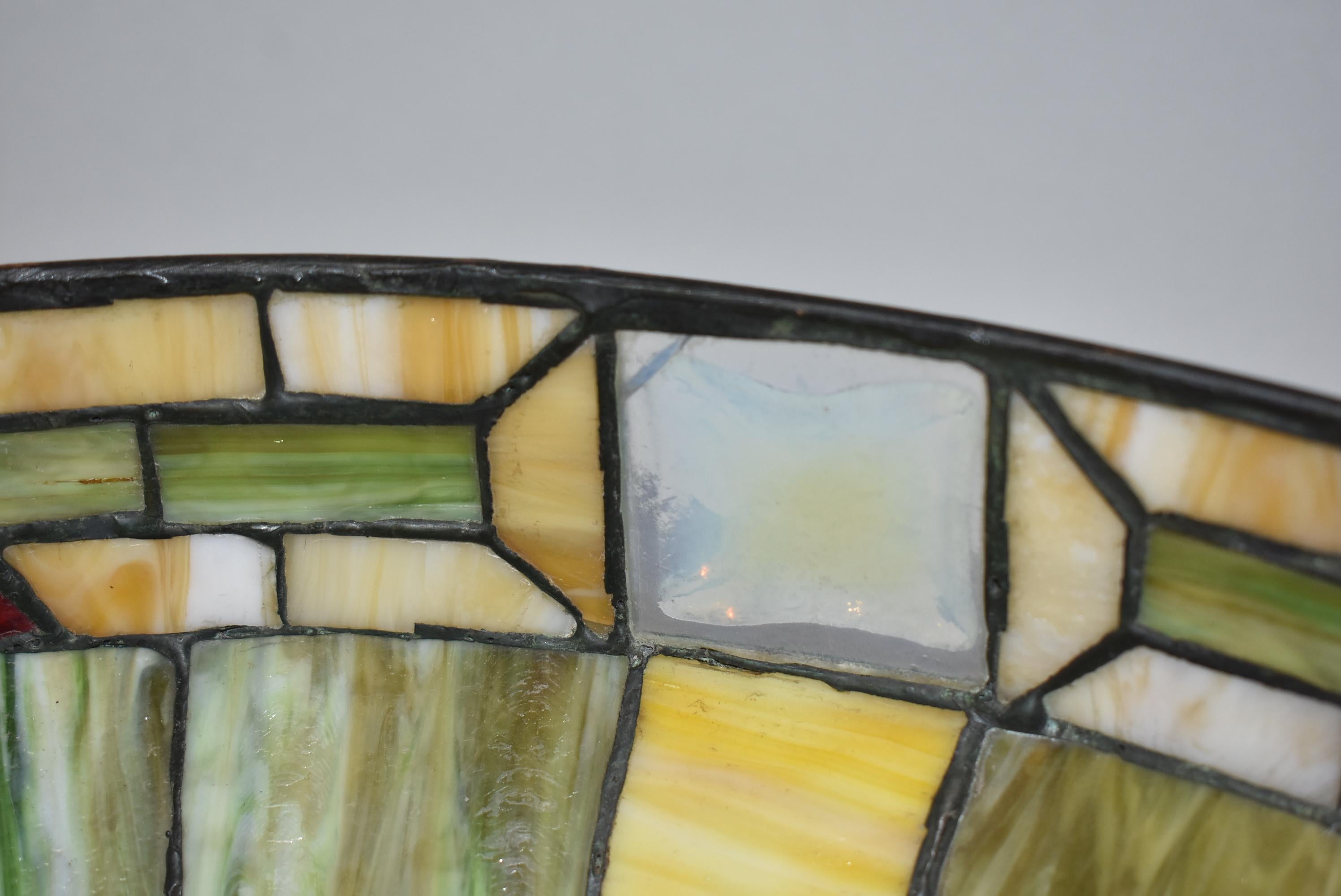 Wilkinson Arts and Crafts Leaded Glass Table Lamp For Sale at 1stDibs