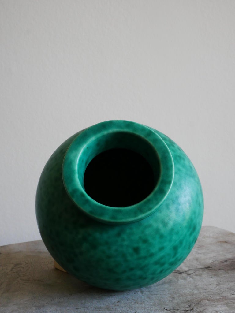 Willhelm Kåge Argenta Vase, Gustavsberg, Sweden, 1930s For Sale at 1stDibs