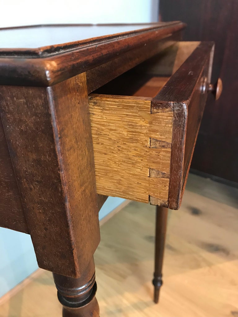 William 4th Small Mahogany Side Table For Sale at 1stDibs