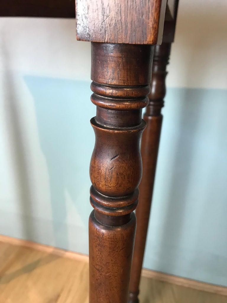 William 4th Small Mahogany Side Table For Sale at 1stDibs