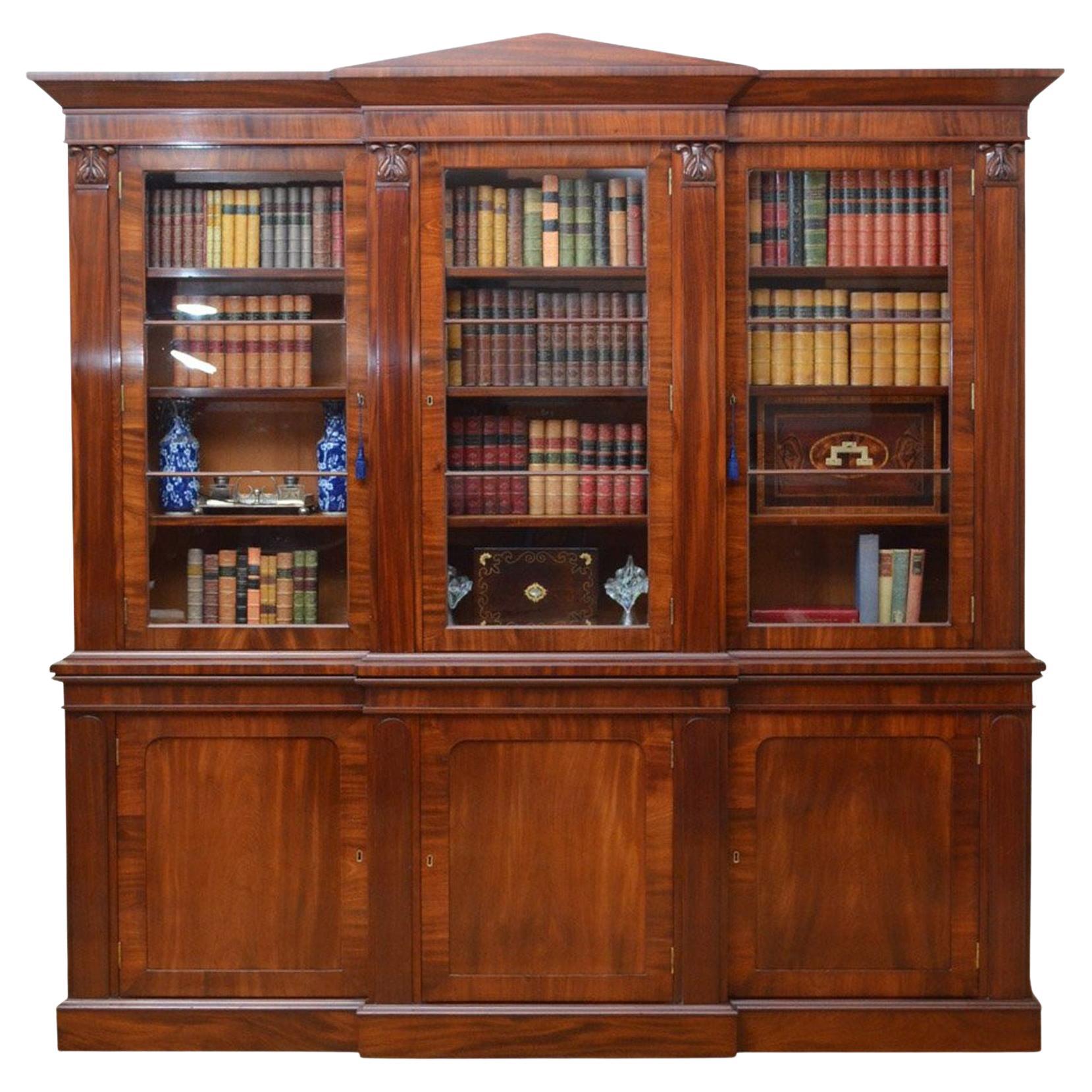 Fine Pair of William IV Mahogany Library Bookcases For Sale at 1stDibs ...