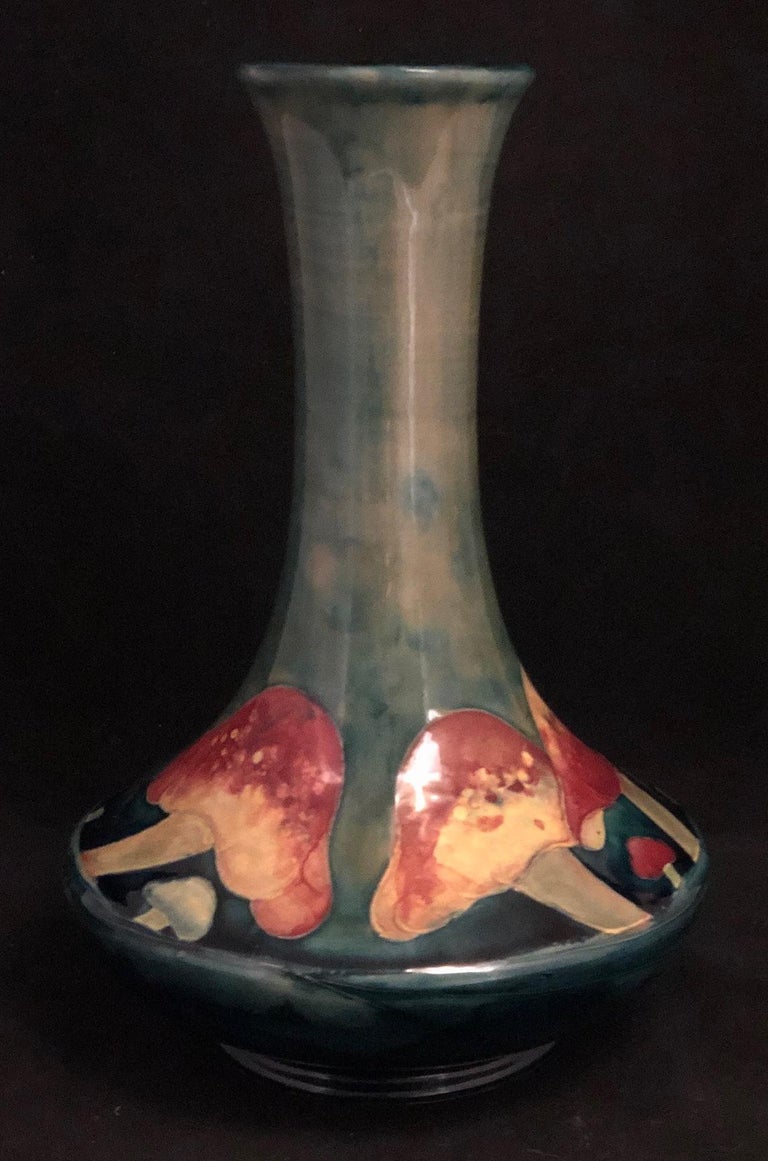 William Moorcroft Vase For Sale at 1stDibs